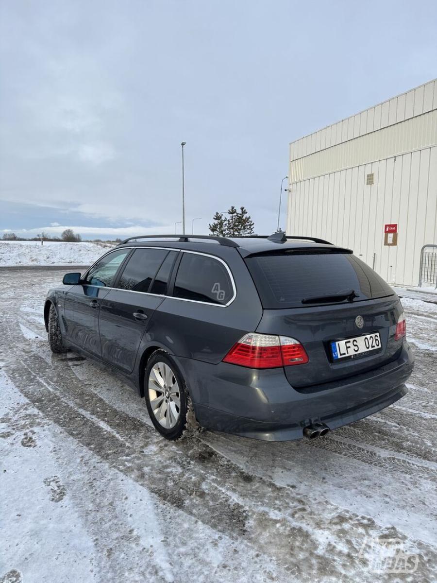 Grey BMW 525 2008 in Klaipeda, with an engine capacity of 3.00 L and mileage of 440 thousand km for 3450 €, photo 6 on AUTOMOTO.COM.LV