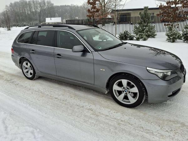 Grey BMW 525 2008 in Prienai, with an engine capacity of 2.99 L and mileage of 321 thousand km for 4250 €, photo 6 on AUTOMOTO.COM.LV