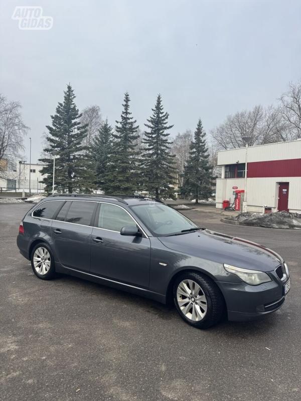 Pelēks BMW 525 2008 Klaipėda, ar dzinēja tilpumu 3.00 L un nobraukumu 440 tūkst. km par 3350 €, foto 4 vietnē AUTOMOTO.COM.LV