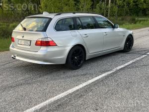 Grey BMW 525 2008 in Riga, with an engine capacity of 3.00 L and mileage of 348 thousand km for 4500 €, photo 4 on AUTOMOTO.COM.LV