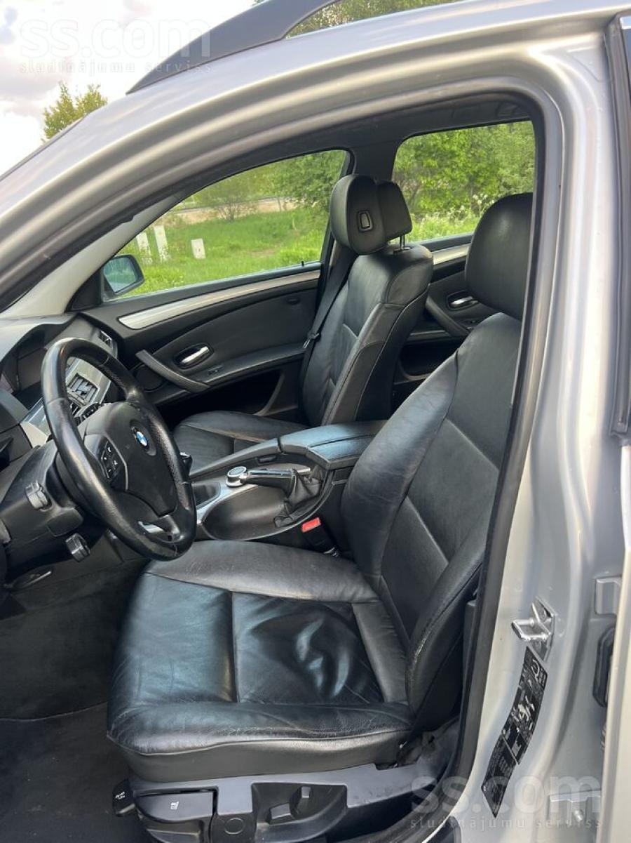 Grey BMW 525 2008 in Riga, with an engine capacity of 3.00 L and mileage of 348 thousand km for 4500 €, photo 8 on AUTOMOTO.COM.LV