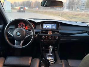 Pelēks BMW 525 2008 Rīga, ar dzinēja tilpumu 3.00 L un nobraukumu 368 tūkst. km par 4500 €, foto 13 vietnē AUTOMOTO.COM.LV