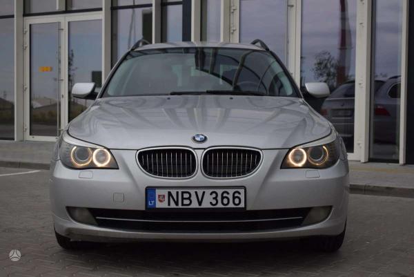 Grey BMW 525 2008 in Vilnius, with an engine capacity of 2.99 L and mileage of 360 thousand km for 3100 €, photo 2 on AUTOMOTO.COM.LV