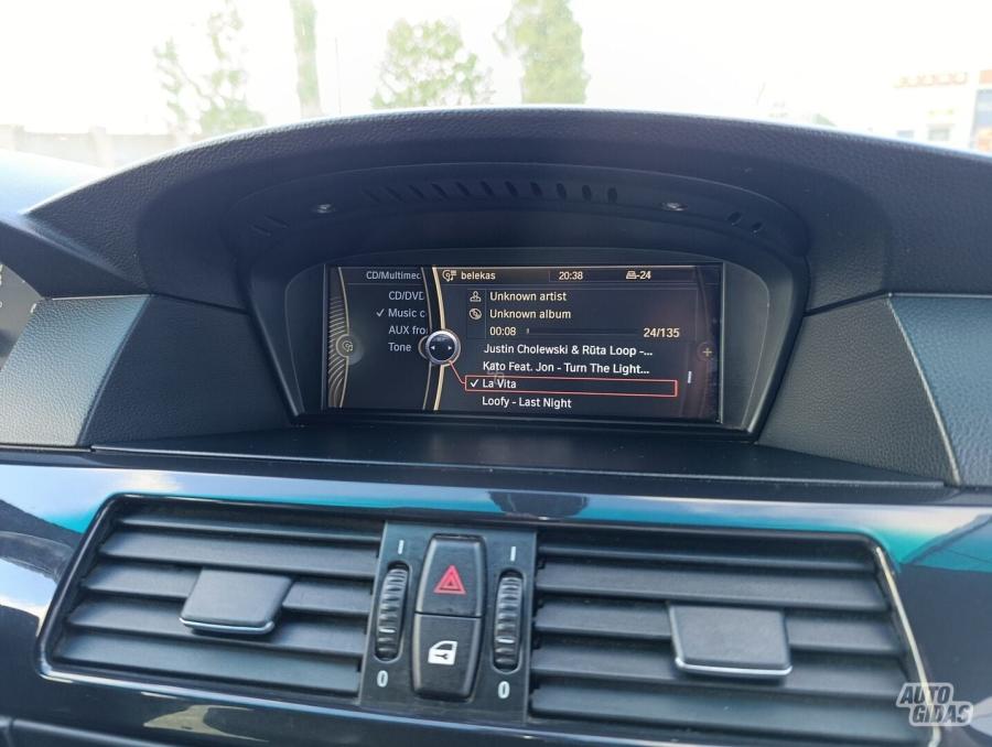 Pelēks BMW 525 2008 Šilutė, ar dzinēja tilpumu 3.00 L un nobraukumu 350 tūkst. km par 4500 €, foto 13 vietnē AUTOMOTO.COM.LV