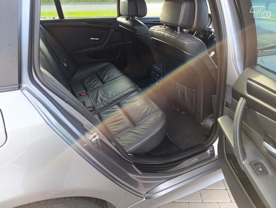 Pelēks BMW 525 2008 Šilutė, ar dzinēja tilpumu 3.00 L un nobraukumu 350 tūkst. km par 4500 €, foto 14 vietnē AUTOMOTO.COM.LV