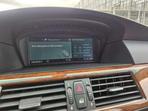 Grey BMW 525 2008 in Panevezys, with an engine capacity of 2.99 L and mileage of 297 thousand km for 3999 €, photo 12 on AUTOMOTO.COM.LV