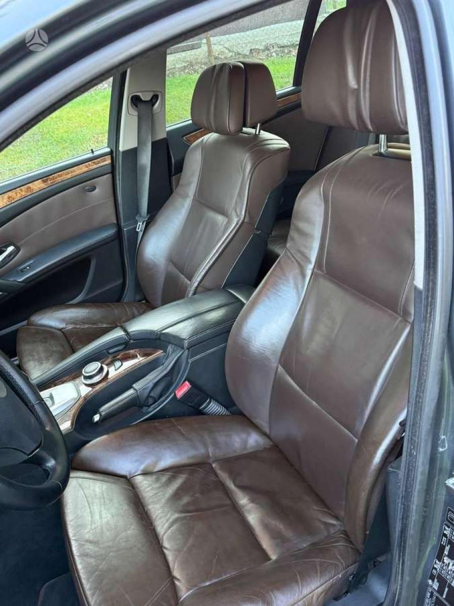 Pelēks BMW 525 2008 Viļņa, ar dzinēja tilpumu 2.99 L un nobraukumu 314 tūkst. km par 4600 €, foto 6 vietnē AUTOMOTO.COM.LV