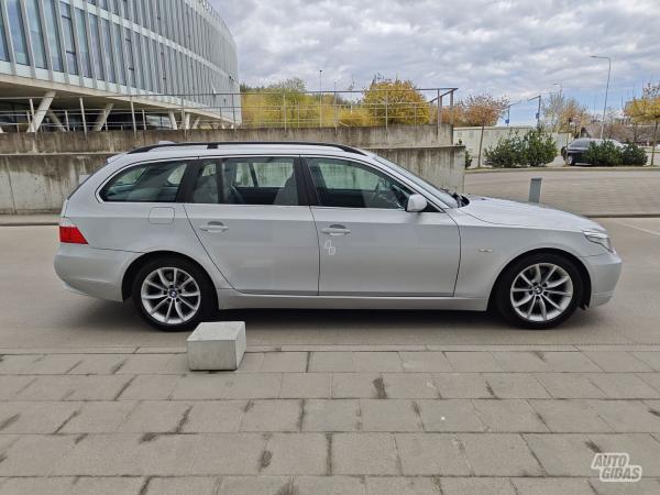 Pelēks BMW 525 2008 Viļņa, ar dzinēja tilpumu 3.00 L un nobraukumu 372 tūkst. km par 4500 €, foto 10 vietnē AUTOMOTO.COM.LV