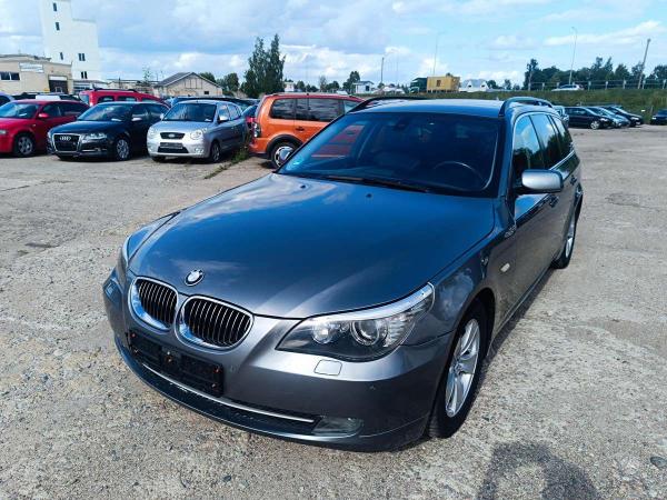 Grey BMW 525 2008 in Utena, with an engine capacity of 2.99 L and mileage of 300 thousand km for 3700 €, photo 2 on AUTOMOTO.COM.LV