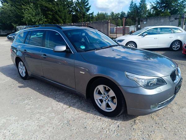 Grey BMW 525 2008 in Utena, with an engine capacity of 2.99 L and mileage of 300 thousand km for 3700 €, photo 4 on AUTOMOTO.COM.LV