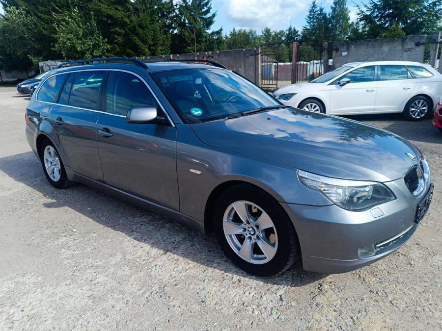 Pelēks BMW 525 2008 Utena, ar dzinēja tilpumu 2.99 L un nobraukumu 300 tūkst. km par 3700 €, foto 5 vietnē AUTOMOTO.COM.LV