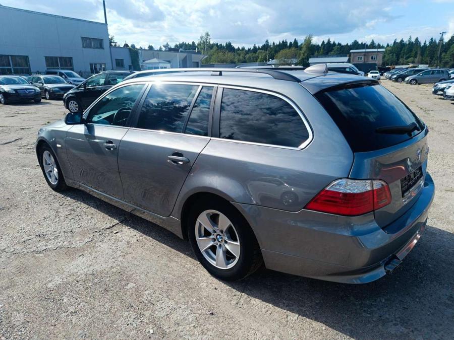 Pelēks BMW 525 2008 Utena, ar dzinēja tilpumu 2.99 L un nobraukumu 300 tūkst. km par 3700 €, foto 7 vietnē AUTOMOTO.COM.LV