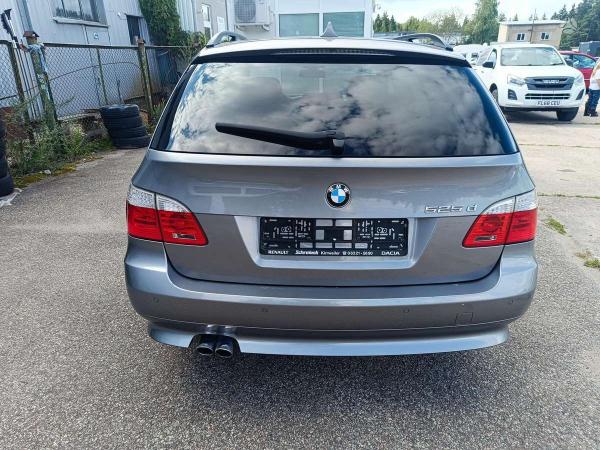 Grey BMW 525 2008 in Utena, with an engine capacity of 2.99 L and mileage of 300 thousand km for 3700 €, photo 8 on AUTOMOTO.COM.LV