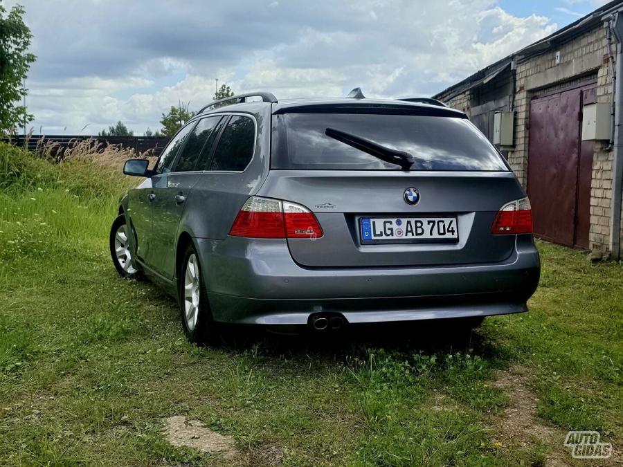 Pelēks BMW 525 2008 Kauņa, ar dzinēja tilpumu 3.00 L un nobraukumu 323 tūkst. km par 3750 €, foto 4 vietnē AUTOMOTO.COM.LV