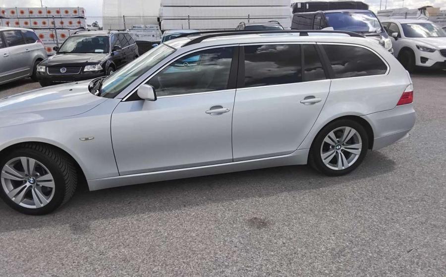 Pelēks BMW 525 2008 Marijampole, ar dzinēja tilpumu 2.99 L un nobraukumu 280 tūkst. km par 3650 €, foto 4 vietnē AUTOMOTO.COM.LV