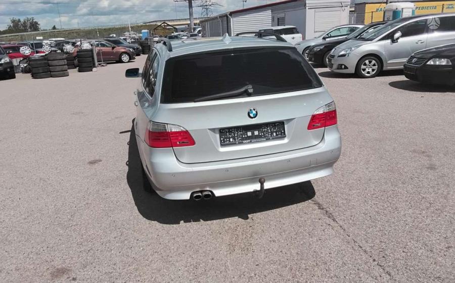 Pelēks BMW 525 2008 Marijampole, ar dzinēja tilpumu 2.99 L un nobraukumu 280 tūkst. km par 3650 €, foto 6 vietnē AUTOMOTO.COM.LV