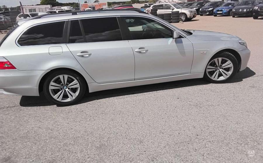 Pelēks BMW 525 2008 Marijampole, ar dzinēja tilpumu 2.99 L un nobraukumu 280 tūkst. km par 3650 €, foto 8 vietnē AUTOMOTO.COM.LV