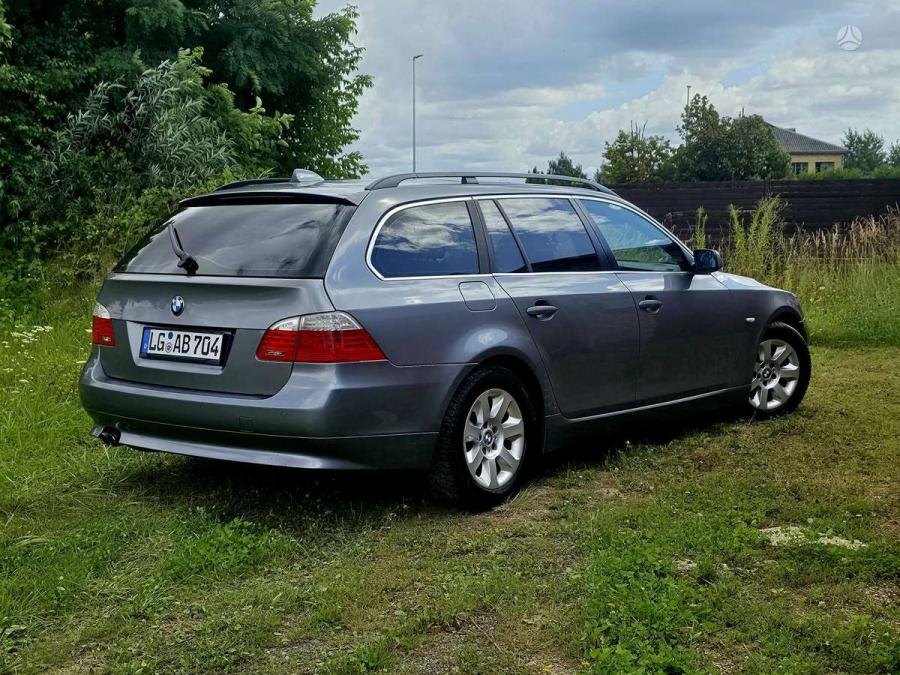 Grey BMW 525 2008 in Kaunas, with an engine capacity of 2.99 L and mileage of 320 thousand km for 3400 €, photo 6 on AUTOMOTO.COM.LV