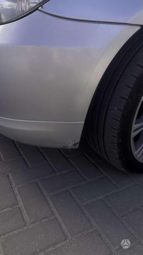 Pelēks BMW 525 2008 Kauņa, ar dzinēja tilpumu 2.99 L un nobraukumu 381 tūkst. km par 4800 €, foto 11 vietnē AUTOMOTO.COM.LV
