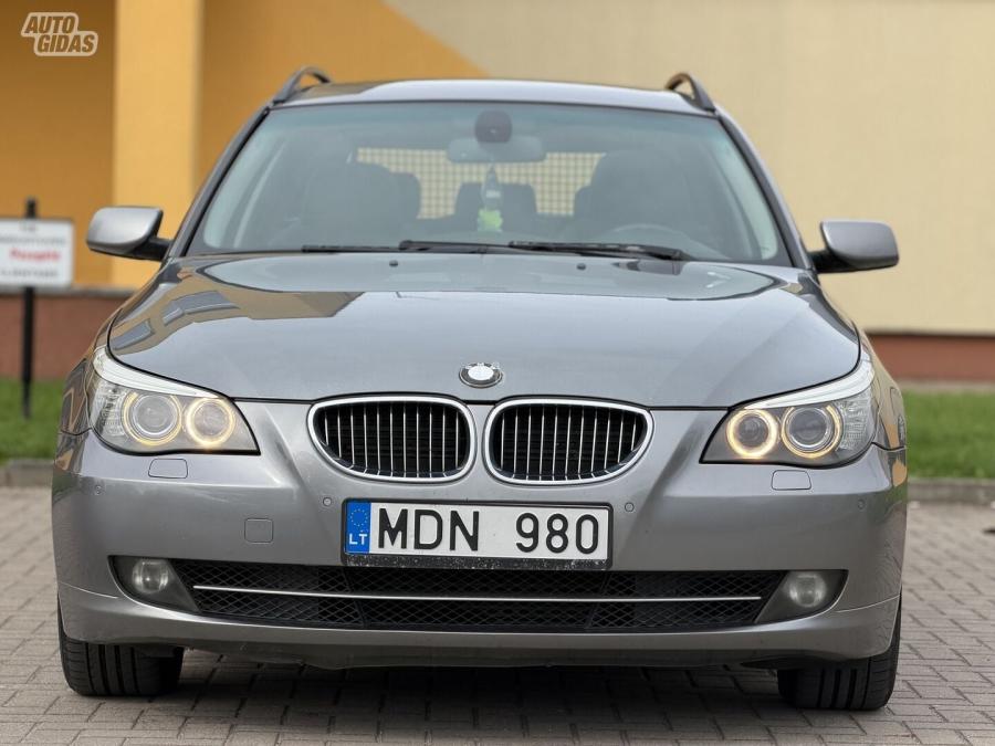 Pelēks BMW 525 2008 Kaišiadorys, ar dzinēja tilpumu 3.00 L un nobraukumu 320 tūkst. km par 3000 €, foto 3 vietnē AUTOMOTO.COM.LV