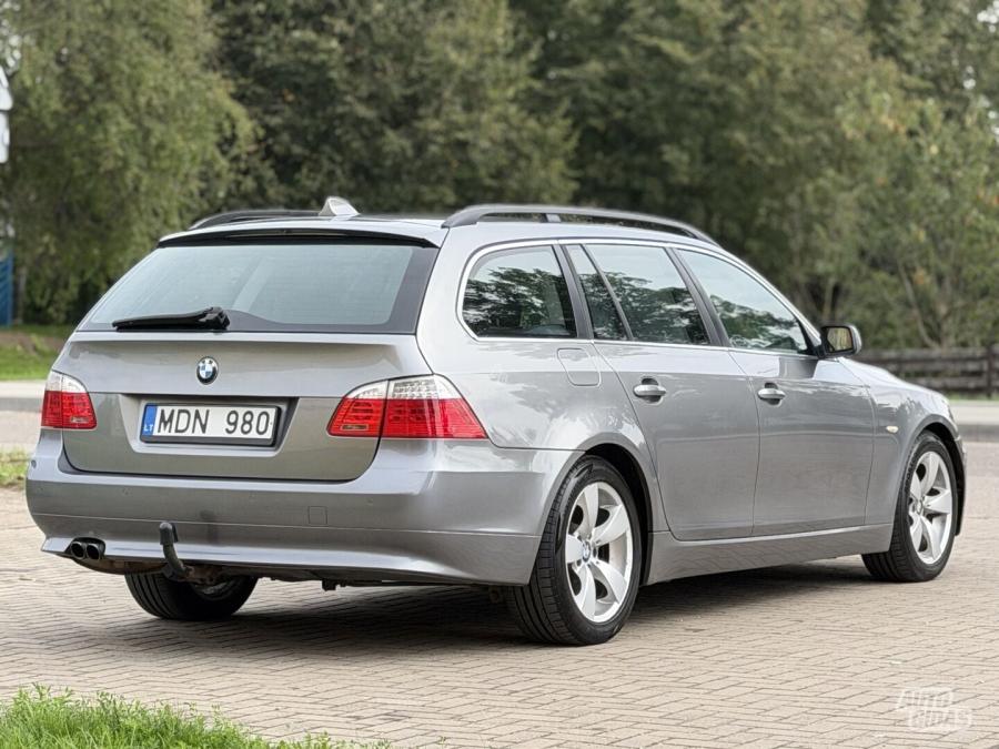 Pelēks BMW 525 2008 Kaišiadorys, ar dzinēja tilpumu 3.00 L un nobraukumu 320 tūkst. km par 3000 €, foto 8 vietnē AUTOMOTO.COM.LV