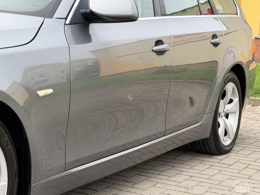 Pelēks BMW 525 2008 Kaišiadorys, ar dzinēja tilpumu 3.00 L un nobraukumu 320 tūkst. km par 3000 €, foto 15 vietnē AUTOMOTO.COM.LV
