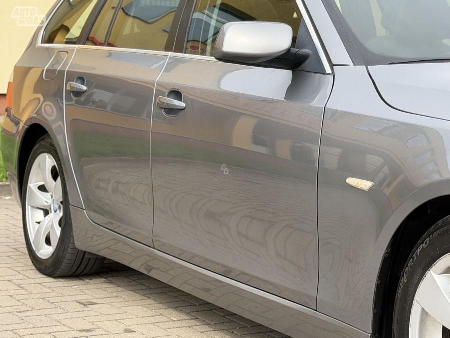Pelēks BMW 525 2008 Kaišiadorys, ar dzinēja tilpumu 3.00 L un nobraukumu 320 tūkst. km par 3000 €, foto 16 vietnē AUTOMOTO.COM.LV