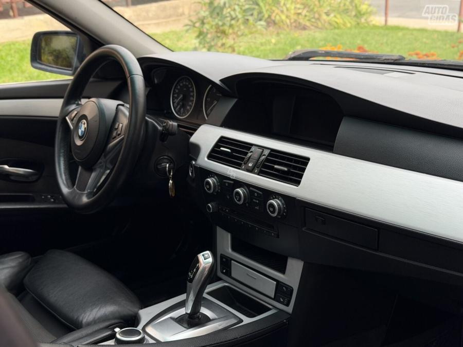 Pelēks BMW 525 2008 Kaišiadorys, ar dzinēja tilpumu 3.00 L un nobraukumu 320 tūkst. km par 3000 €, foto 19 vietnē AUTOMOTO.COM.LV