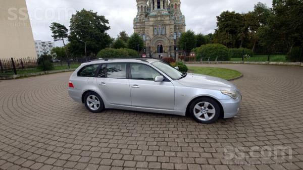 BMW 525 2008 in Liepaja on AUTOMOTO.COM.LV Grey BMW 525 2008 in Liepaja, with an engine capacity of 3.00 L and mileage of 324 thousand km for 4150 €, photo 4 on AUTOMOTO.COM.LV