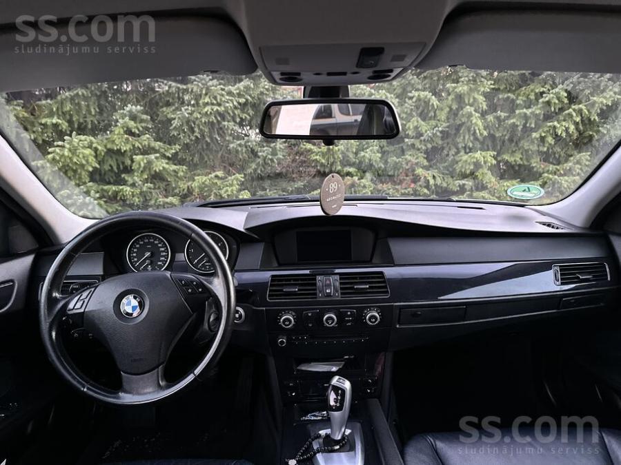 Grey BMW 525 2008 in Rezekne, with an engine capacity of 3.00 L and mileage of 348 thousand km for 4699 €, photo 13 on AUTOMOTO.COM.LV