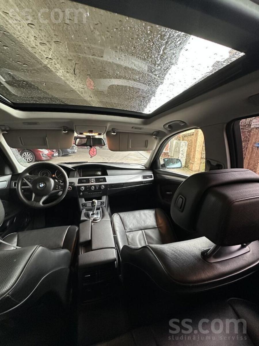 Pelēks BMW 525 2008 Daugavpils, ar dzinēja tilpumu 3.00 L un nobraukumu 340 tūkst. km par 4800 €, foto 11 vietnē AUTOMOTO.COM.LV