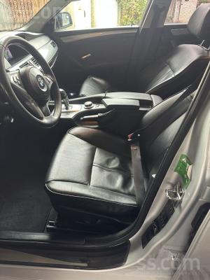Pelēks BMW 525 2008 Daugavpils, ar dzinēja tilpumu 3.00 L un nobraukumu 340 tūkst. km par 4800 €, foto 14 vietnē AUTOMOTO.COM.LV
