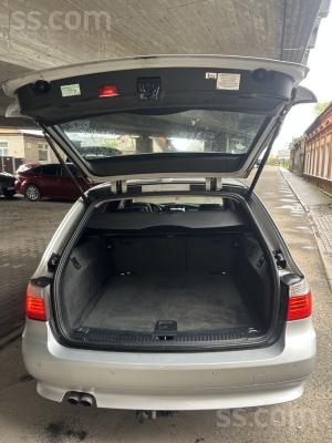 Pelēks BMW 525 2008 Daugavpils, ar dzinēja tilpumu 3.00 L un nobraukumu 340 tūkst. km par 4800 €, foto 17 vietnē AUTOMOTO.COM.LV