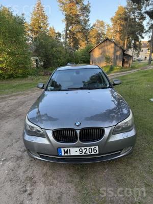 Grey BMW 525 2009 in Dobele, with an engine capacity of 3.00 L and mileage of 377 thousand km for 2200 €, photo 1 on AUTOMOTO.COM.LV