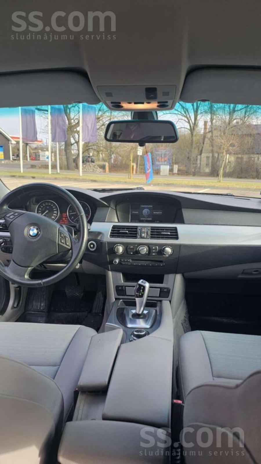 Grey BMW 525 2009 in Dobele, with an engine capacity of 3.00 L and mileage of 377 thousand km for 2200 €, photo 11 on AUTOMOTO.COM.LV