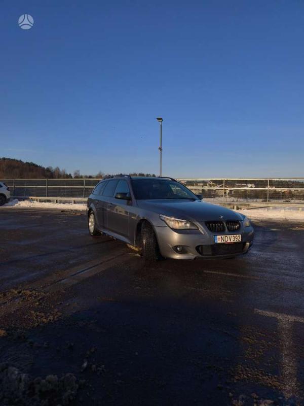 Grey BMW 525 2009 in Svencionys, with an engine capacity of 2.99 L and mileage of 439 thousand km for 4350 €, photo 2 on AUTOMOTO.COM.LV