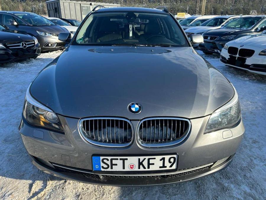Pelēks BMW 525 2009 Viļņa, ar dzinēja tilpumu 2.99 L un nobraukumu 322 tūkst. km par 5350 €, foto 12 vietnē AUTOMOTO.COM.LV