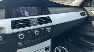Pelēks BMW 525 2009 Viļņa, ar dzinēja tilpumu 2.99 L un nobraukumu 322 tūkst. km par 5350 €, foto 18 vietnē AUTOMOTO.COM.LV