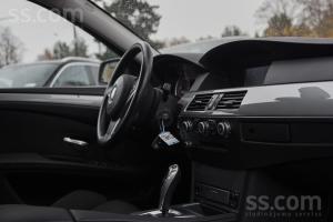 Grey BMW 525 2009 in Riga, with an engine capacity of 3.00 L and mileage of 300 thousand km for 4990 €, photo 7 on AUTOMOTO.COM.LV