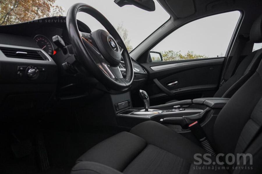 Grey BMW 525 2009 in Riga, with an engine capacity of 3.00 L and mileage of 300 thousand km for 4990 €, photo 11 on AUTOMOTO.COM.LV