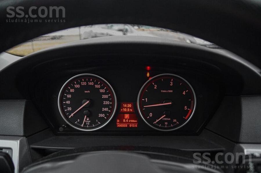 Grey BMW 525 2009 in Riga, with an engine capacity of 3.00 L and mileage of 300 thousand km for 4990 €, photo 12 on AUTOMOTO.COM.LV