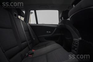 Grey BMW 525 2009 in Riga, with an engine capacity of 3.00 L and mileage of 300 thousand km for 4990 €, photo 17 on AUTOMOTO.COM.LV