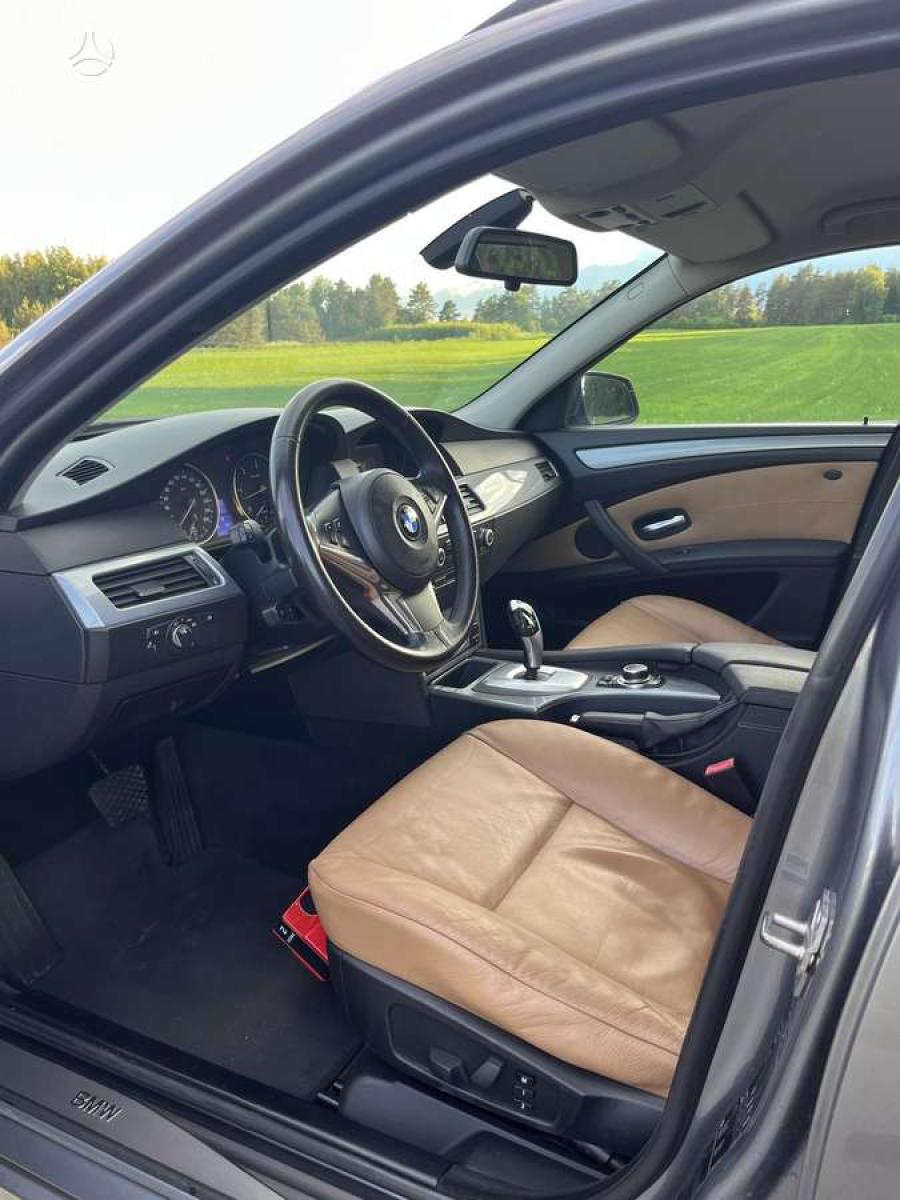 Pelēks BMW 525 2009 Viļņa, ar dzinēja tilpumu 2.99 L un nobraukumu 339 tūkst. km par 4800 €, foto 12 vietnē AUTOMOTO.COM.LV