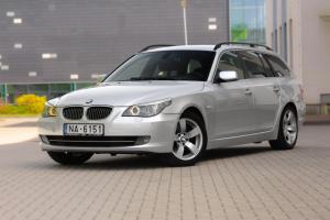 Grey BMW 525 2009 in Riga, with an engine capacity of 3.00 L and mileage of 296 thousand km for 5500 €, photo  on AUTOMOTO.COM.LV