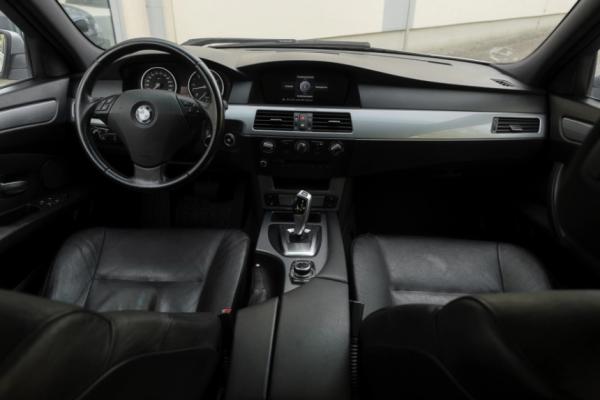 Pelēks BMW 525 2009 Rīga, ar dzinēja tilpumu 3.00 L un nobraukumu 296 tūkst. km par 5500 €, foto 8 vietnē AUTOMOTO.COM.LV