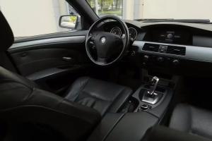 Серый БМВ 525 2009 в Елгава, объемом двигателя 3.00 л и пробегом 296 тыс. км за 3900 €, фото 8 на AUTOMOTO.COM.LV