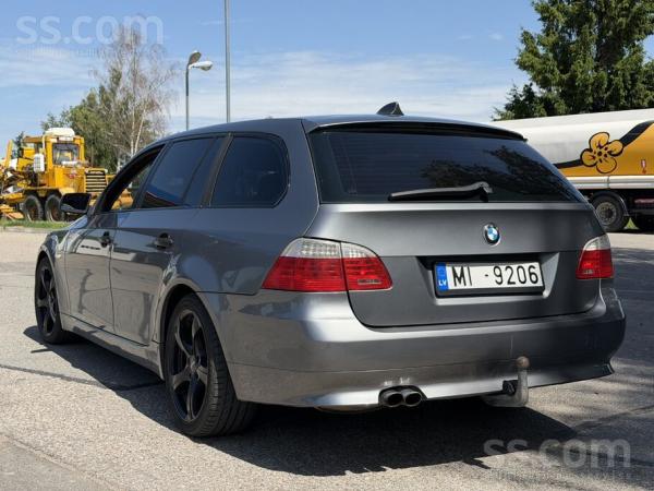 Pelēks BMW 525 2009 Jelgava, ar dzinēja tilpumu 3.00 L un nobraukumu 340 tūkst. km par 3200 €, foto 1 vietnē AUTOMOTO.COM.LV