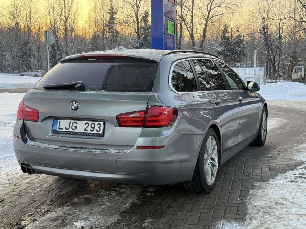 Pelēks BMW 525 2010 Viļņa, ar dzinēja tilpumu 2.99 L un nobraukumu 291 tūkst. km par 6800 €, foto 8 vietnē AUTOMOTO.COM.LV