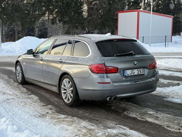 Pelēks BMW 525 2010 Viļņa, ar dzinēja tilpumu 2.99 L un nobraukumu 291 tūkst. km par 6800 €, foto 10 vietnē AUTOMOTO.COM.LV