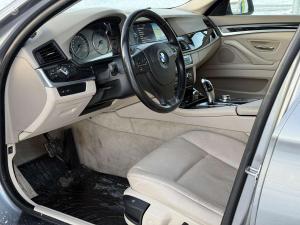 Pelēks BMW 525 2010 Viļņa, ar dzinēja tilpumu 2.99 L un nobraukumu 291 tūkst. km par 6800 €, foto 13 vietnē AUTOMOTO.COM.LV